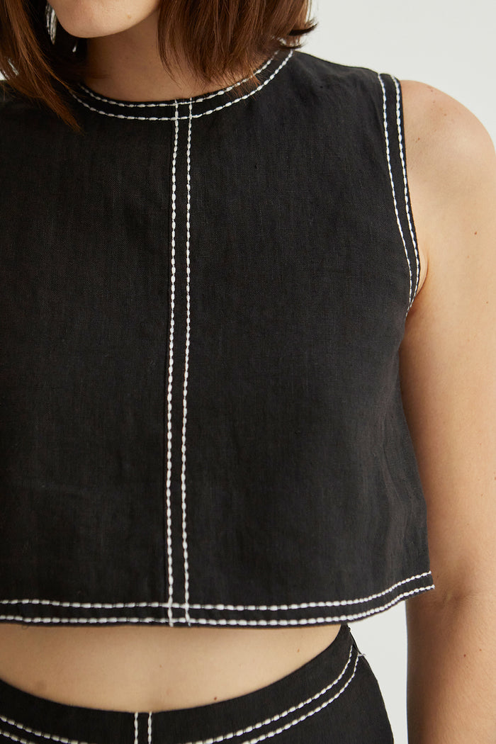 Chic Women’s Tops | Free Shipping on $75+ Orders | Crescent