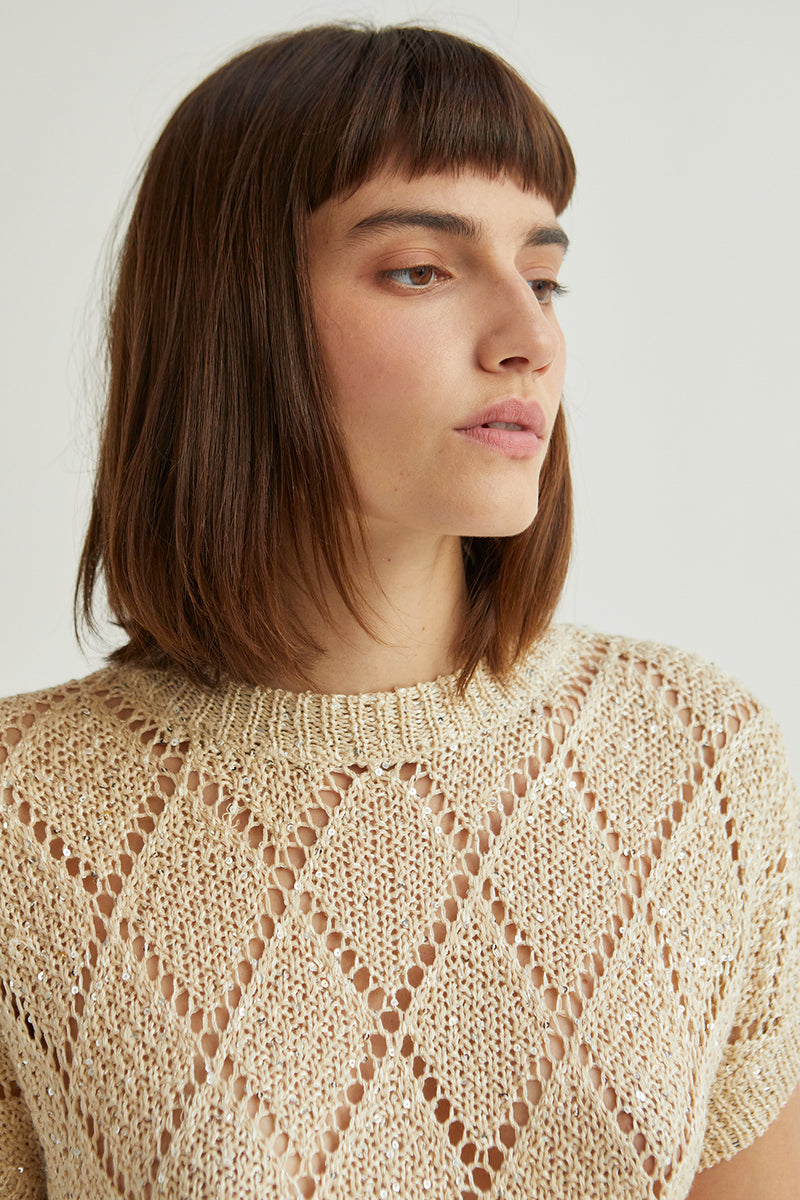 Chic Women’s Tops | Free Shipping on $75+ Orders | Crescent