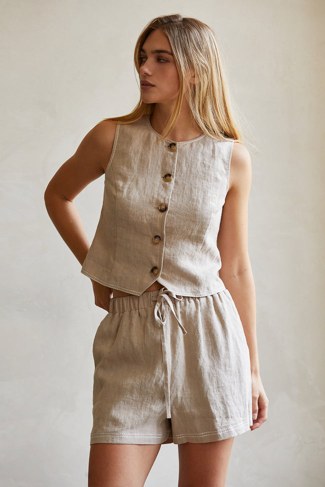 Chic Tops - Button-Ups, Blouses, & More | Our Simplistic Yet Timeless ...