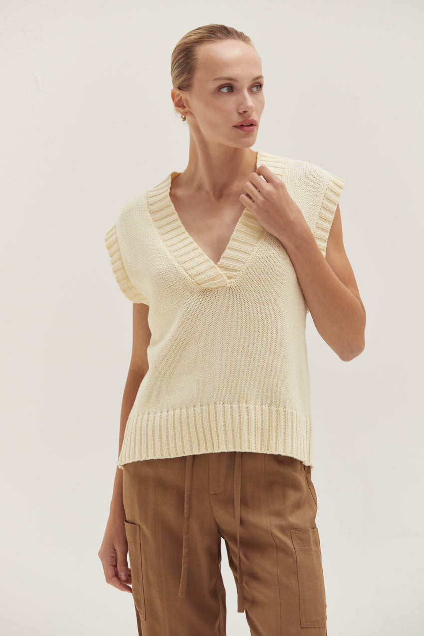 Chic Tops - Button-Ups, Blouses, & More | Our Simplistic Yet Timeless ...